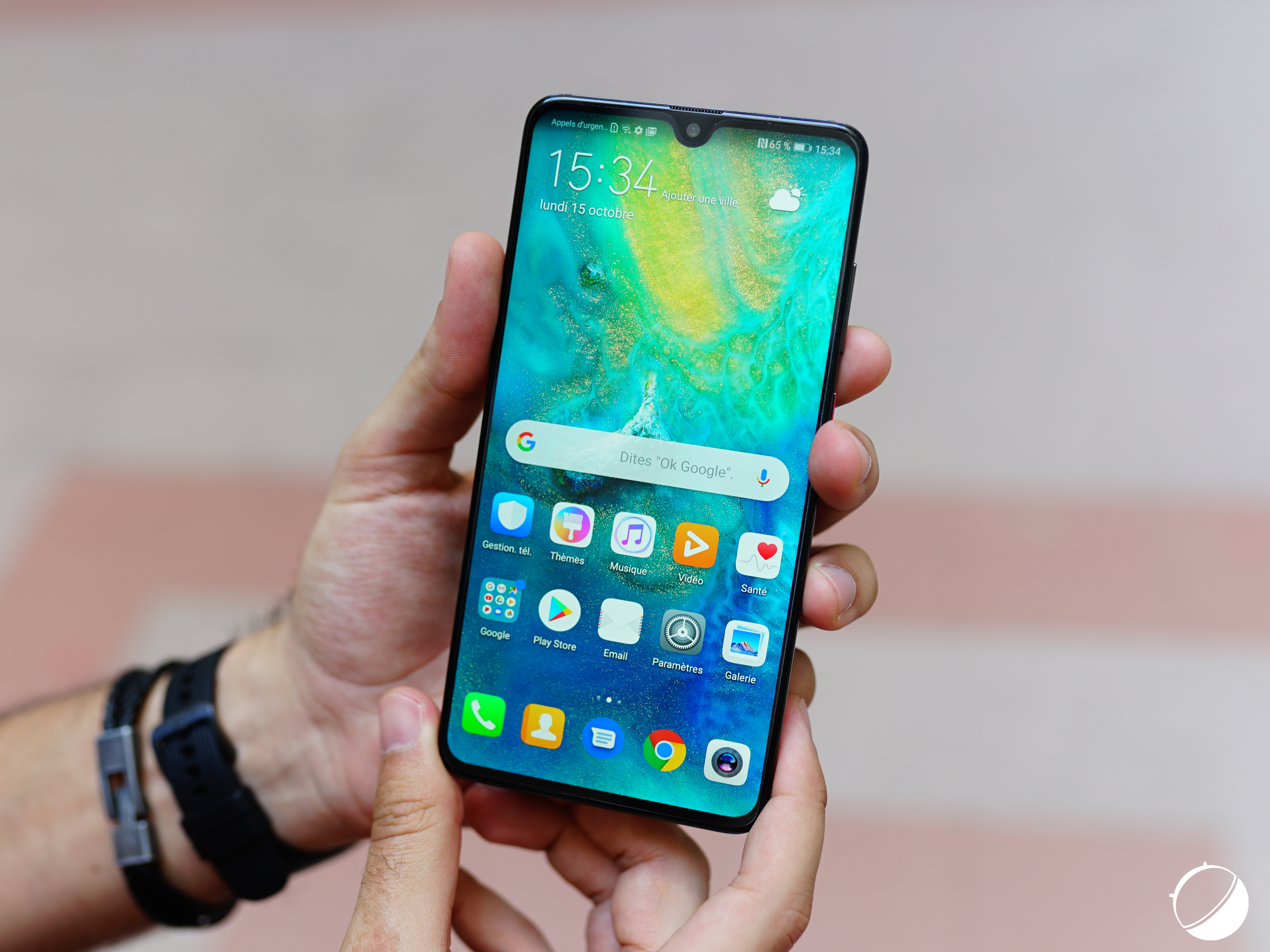 Huawei Mate 20 : prix, fiche technique, test et actualité - Smartphones ...