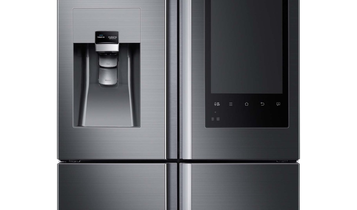 CES 2016 : le frigo connecté de Samsung avec écran XXL se dévoile