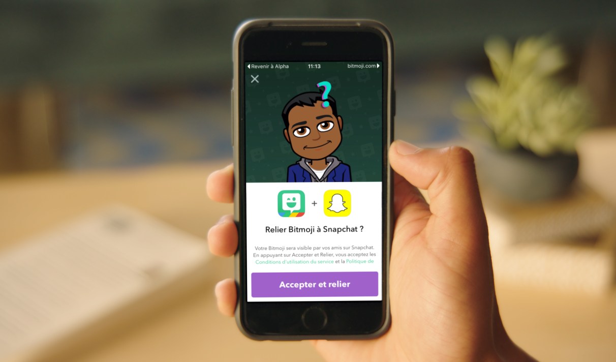 Snapchat + Bitstrips = Bitmoji, 100 millions de dollars pour des stickers